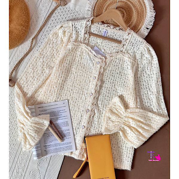 شومیز لب توری موهر – فروشگاه اینترنتی تیپفل